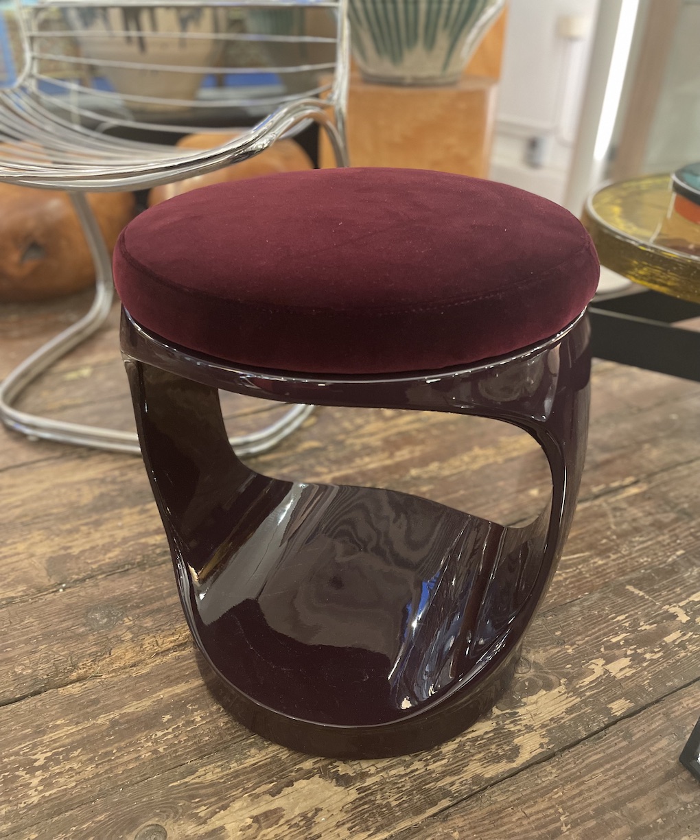 Signet Ring Stool - Burgundy | Beau Marché